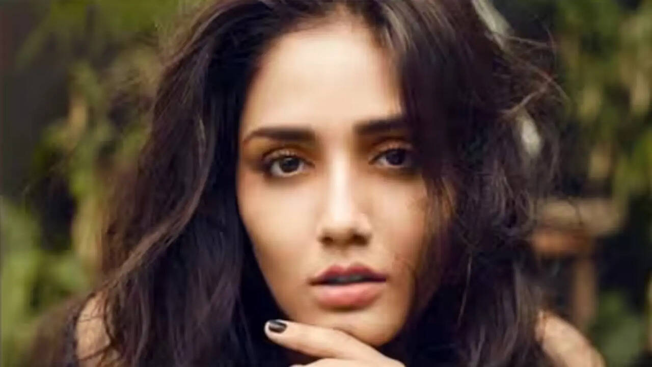 Twisha Sharma's Death: Co-Star Dheekshithh Shetty and Director Abhilash ...