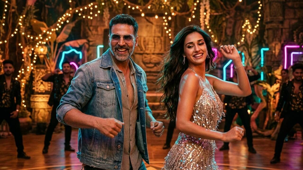 Akshay Kumar and Disha Patani Ignite Passion in 'Ucha Lamba Kad Forever ...