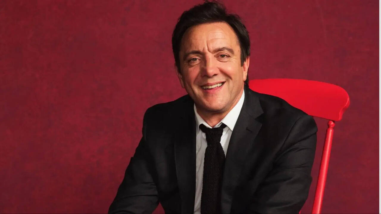 Peter Serafinowicz Cast as Peeves the Poltergeist in Harry Potter ...