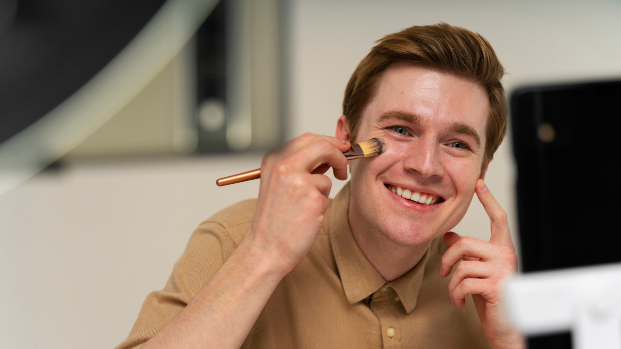 Why Men Should Start Using Concealer | Zoom TV