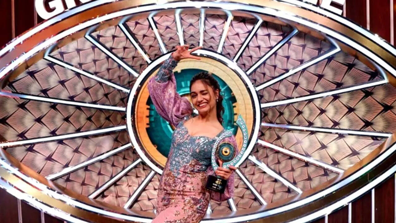 Bigg Boss OTT: Trophy, Cash Prizes And More Won By Season 1 Winner ...
