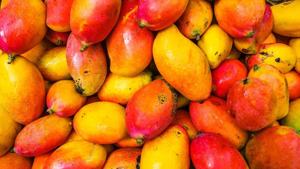 Discover the Power of DIY Mango Face Packs for Radiant and Nourished ...