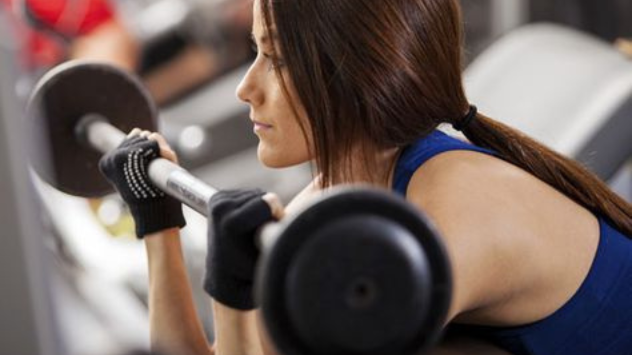 Bodybuilder Dies After Smashing 210kg Weight In His Back Neck; Expert ...