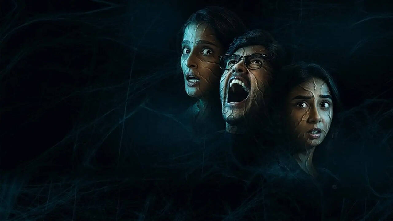 Andhera Review: Karanvir Malhotra, Priya Bapat Lead Chilling Tale Of ...