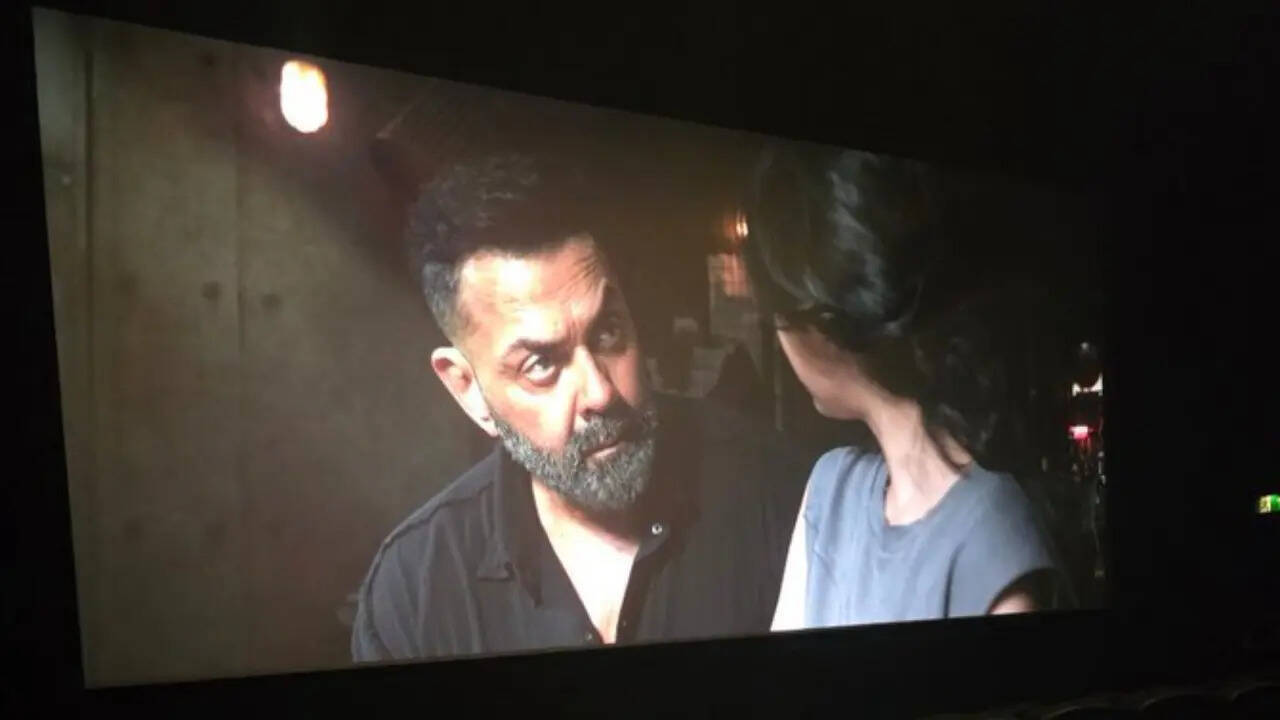 Post-Credit Scene of War 2: First Glimpse of Bobby Deol Linked to ...