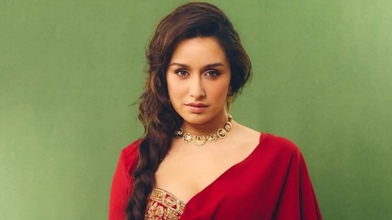 Niren Bhatt, the writer of Chhoti Stree, provides an update on the ...