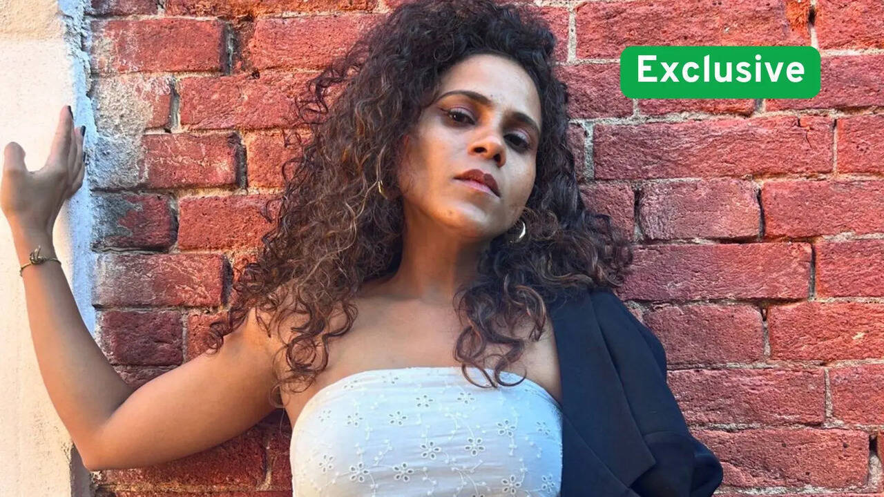 Sumi Baghel Discusses Her Role as Shweta in Anuparna Roy’s Songs of ...