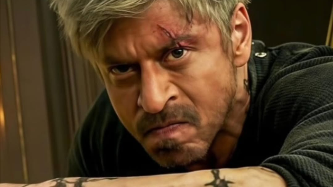 King: Stylist Reveals Shah Rukh Khan's Bold New Look Featuring Tattoos ...