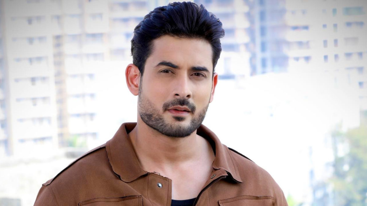 Farman Haider RESPONDS To Intimate Scenes In Movies, Television ...