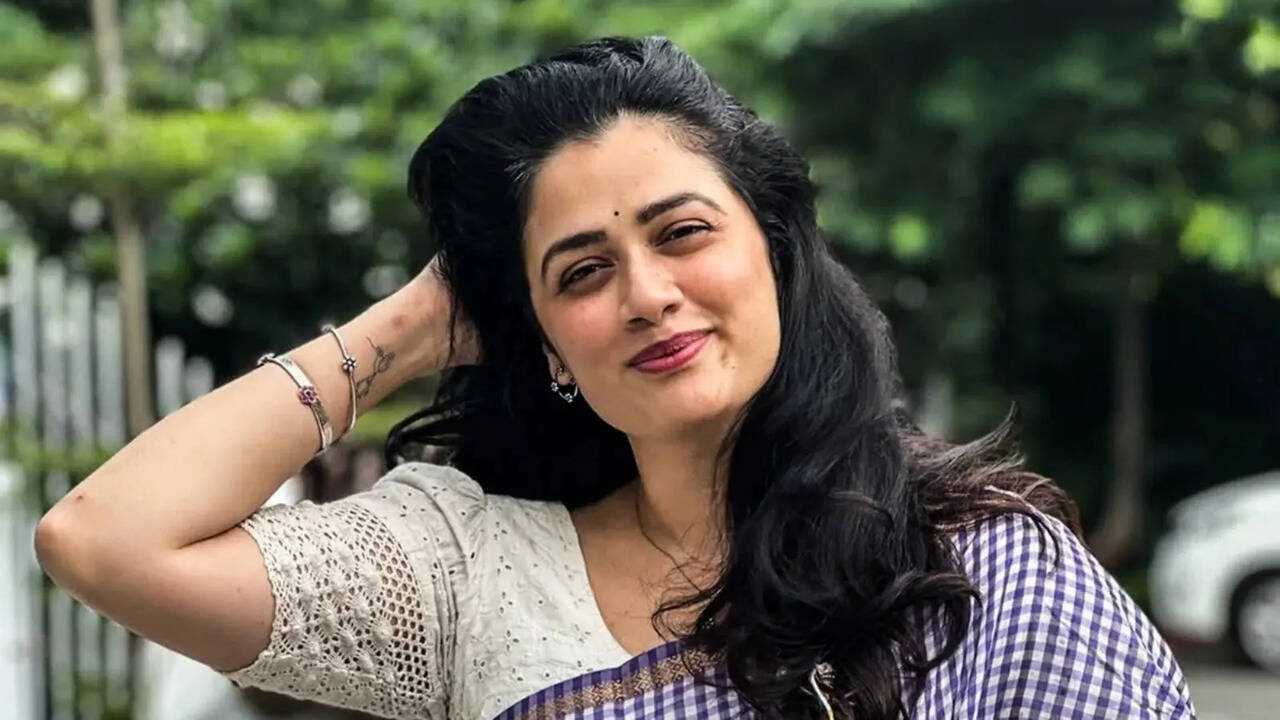 Girija Oak Godbole Reflects on Seeking Therapy at 17 Following Her ...