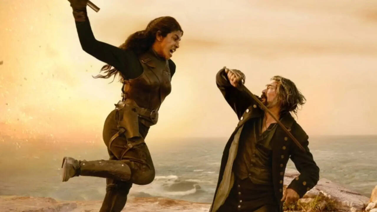 The Deception: Priyanka Chopra's 'Savage, Gory' Pirate Appearance ...