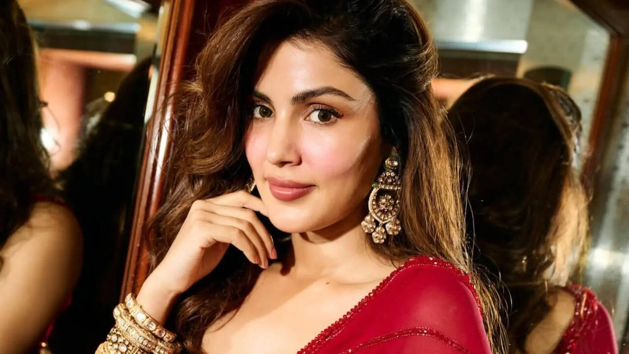 Rhea Chakraborty's Bank Accounts Made Public: Reasons for Their ...