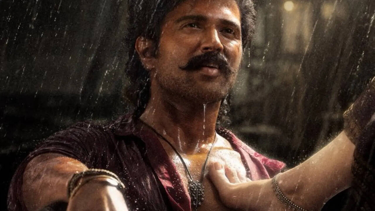 Rowdy Janardhana: In a striking poster, Vijay Deverakonda 'submits' as ...