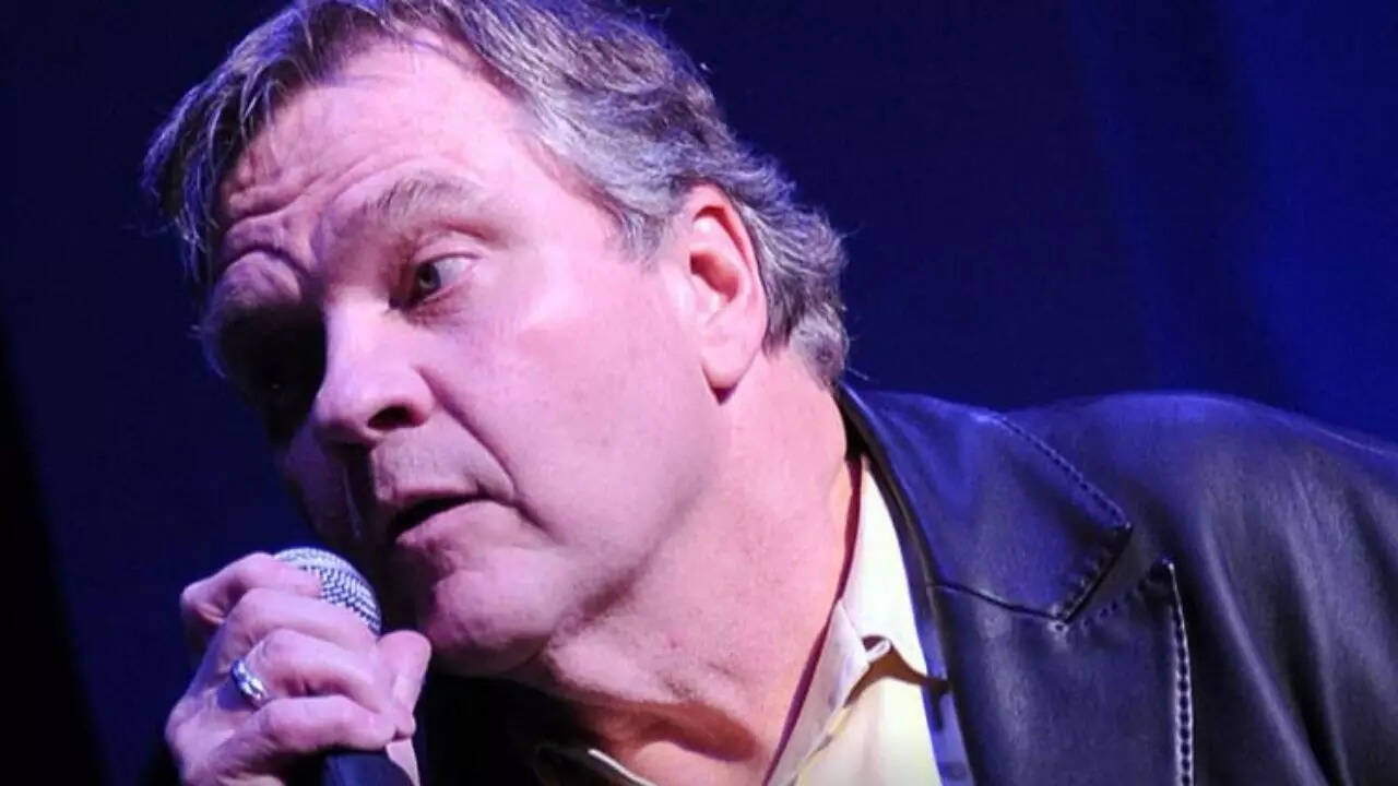 Bat Out of Hell singer Meat Loaf dies at 74 | Zoom TV