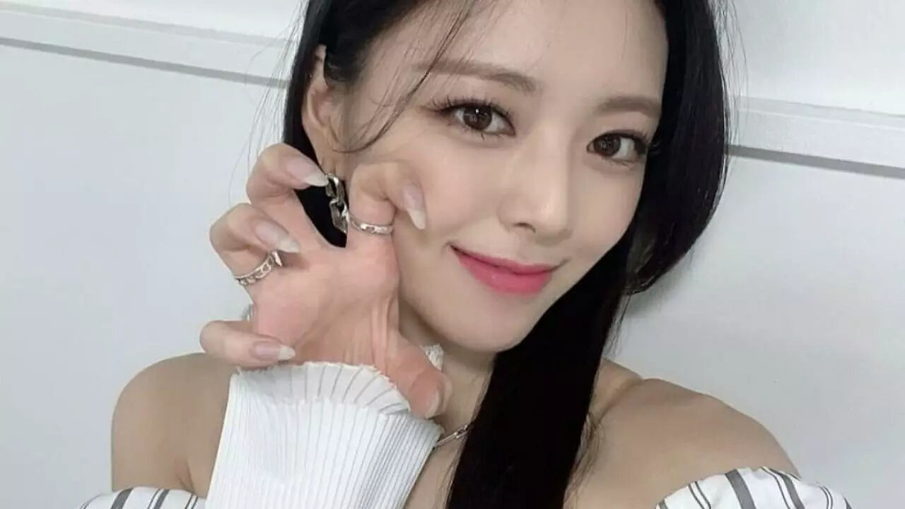 Perfect nail trends to learn from Itzy's Yuna | Zoom TV