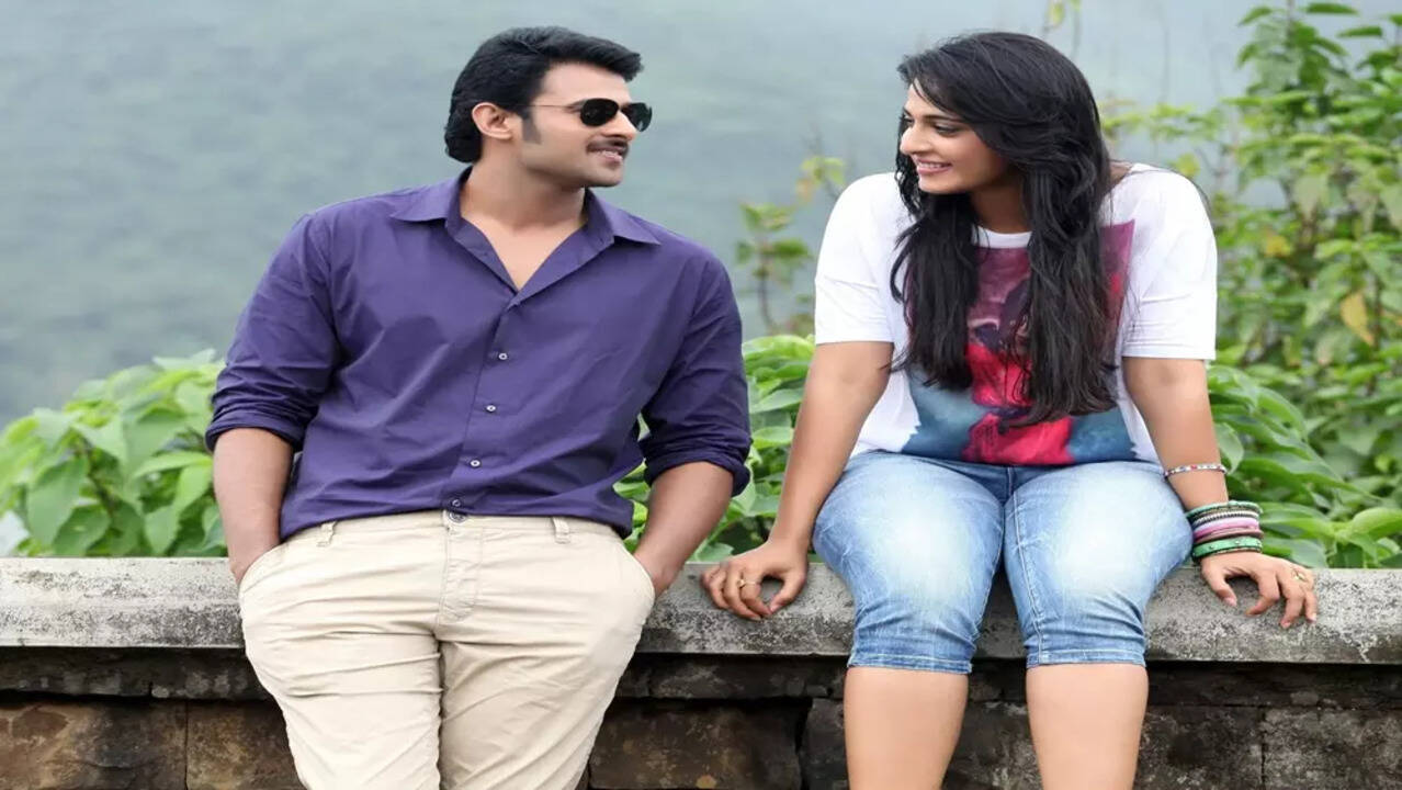 Anushka Shetty marks 9 years of Mirchi, shares beautiful photo with ...