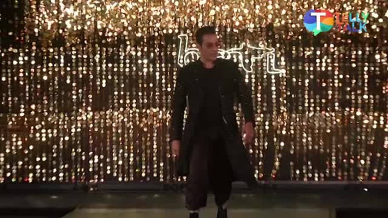 Sudhanshu Pandey looks DAPPER in a black outfit as he walks the ramp | Exclusive, Videos News ...